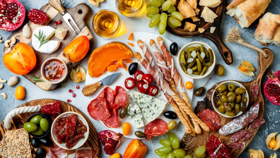 5 Tips for Healthy Snacks | Swiss Cheese Marketing